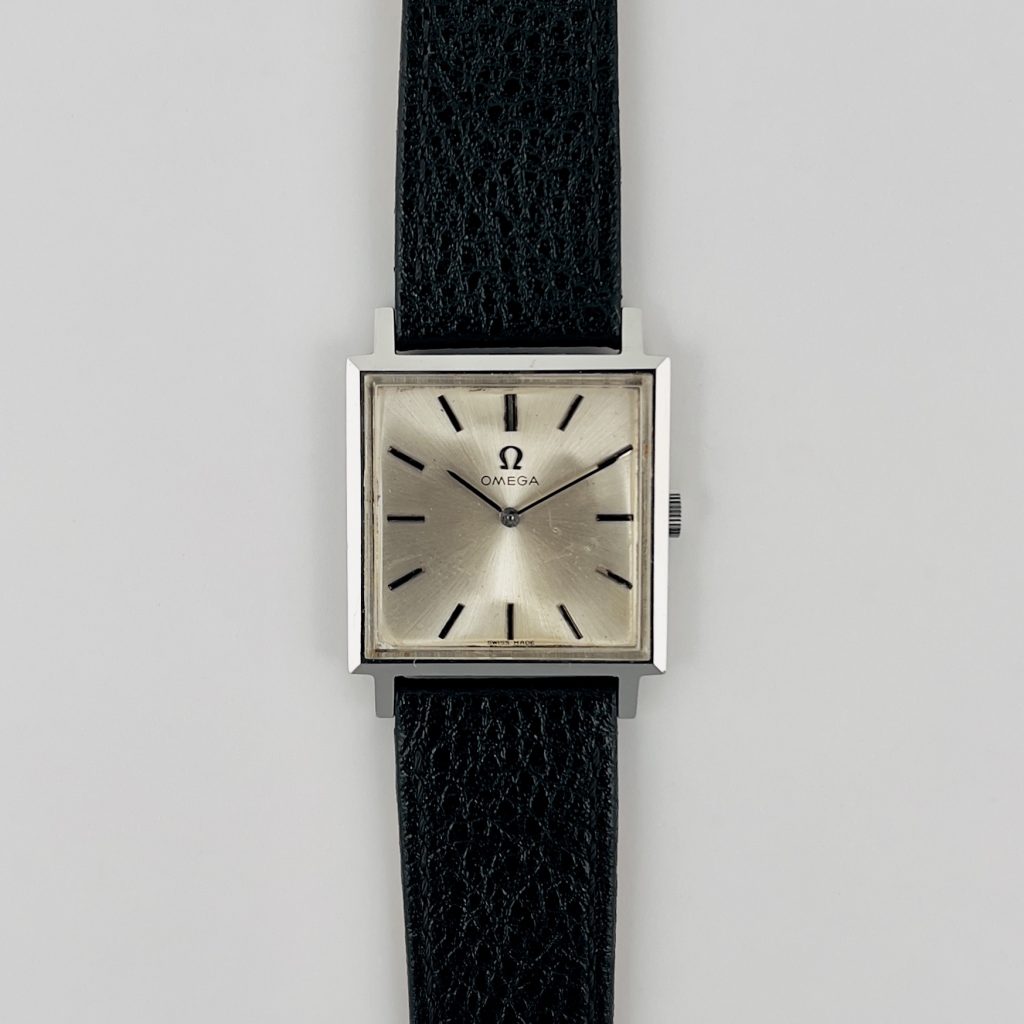 MONTRE OMEGA SLIM SQUARE CIRCA 1967 – ECY Gallery